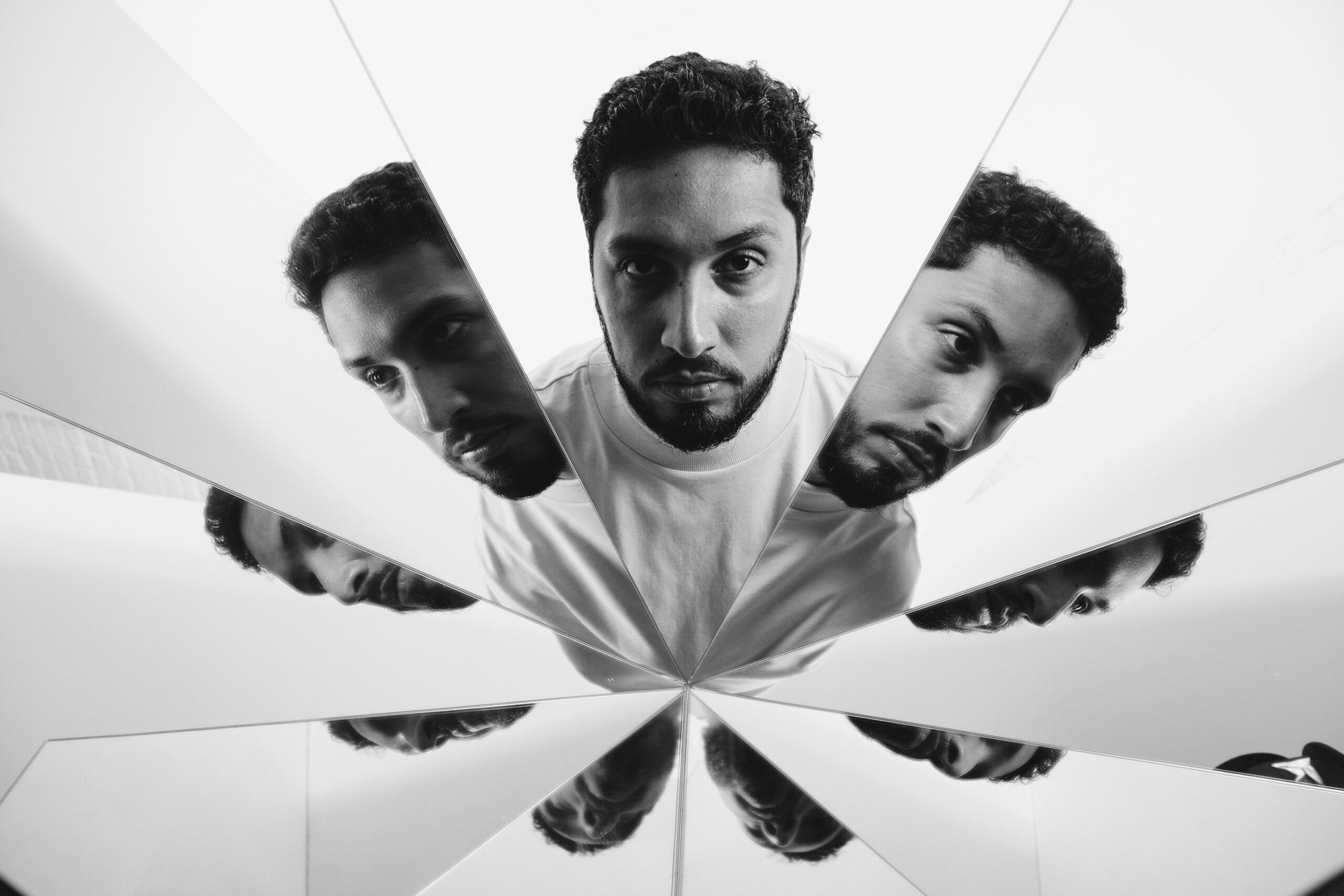 Rashid celebra 15 anos do primeiro EP Hora de Acordar e faz ponte com ...