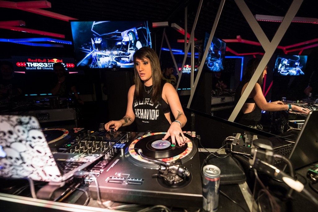 DJ Cinara representará o Brasil em campeonato mundial de DJs em Tóquio ...